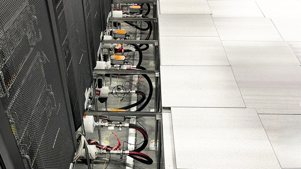 Liquid Cooling for 13.5MW Data Center | Compu Dynamics