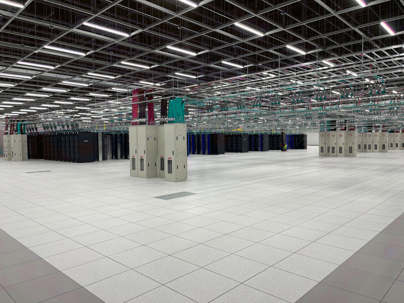 AI-Ready Data Center White Space Fit Out in Dallas | Compu Dynamics